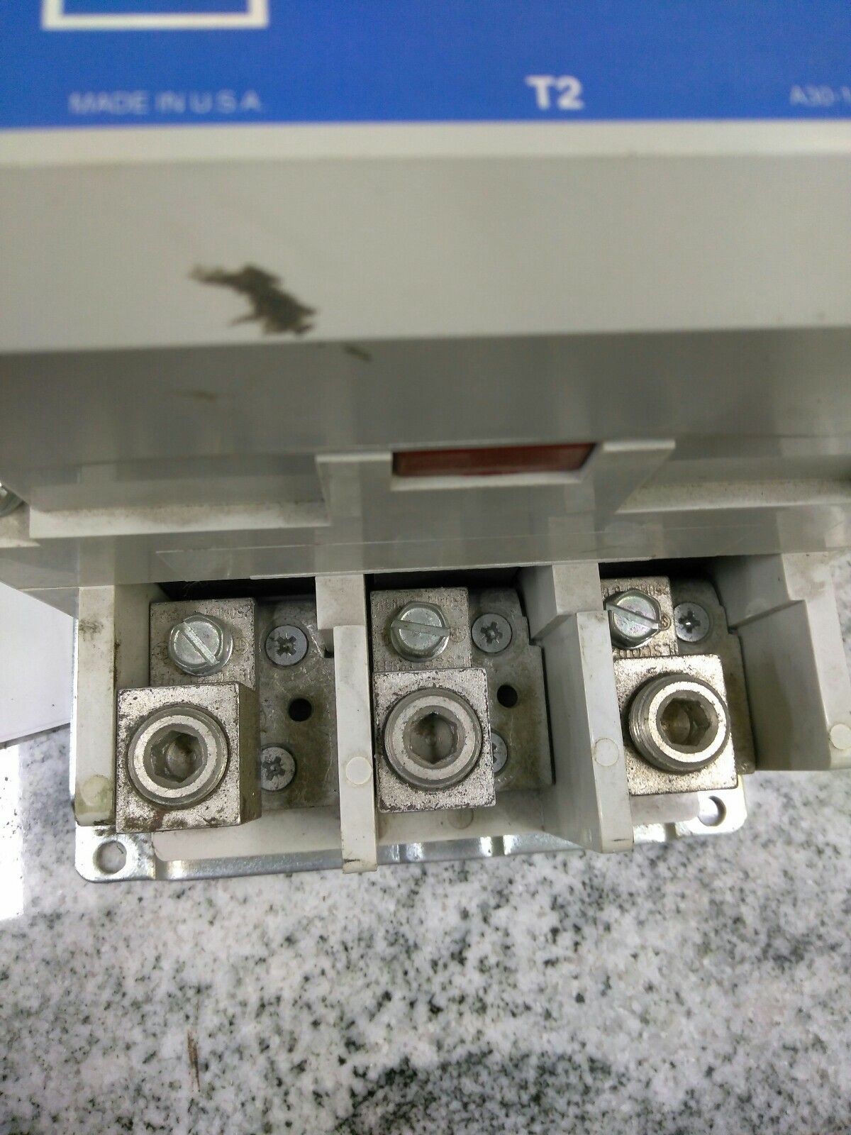 Cutler Hammer Nema Size 4, CN15NN3 135A 600V, 3 PH Non-Reversing ...