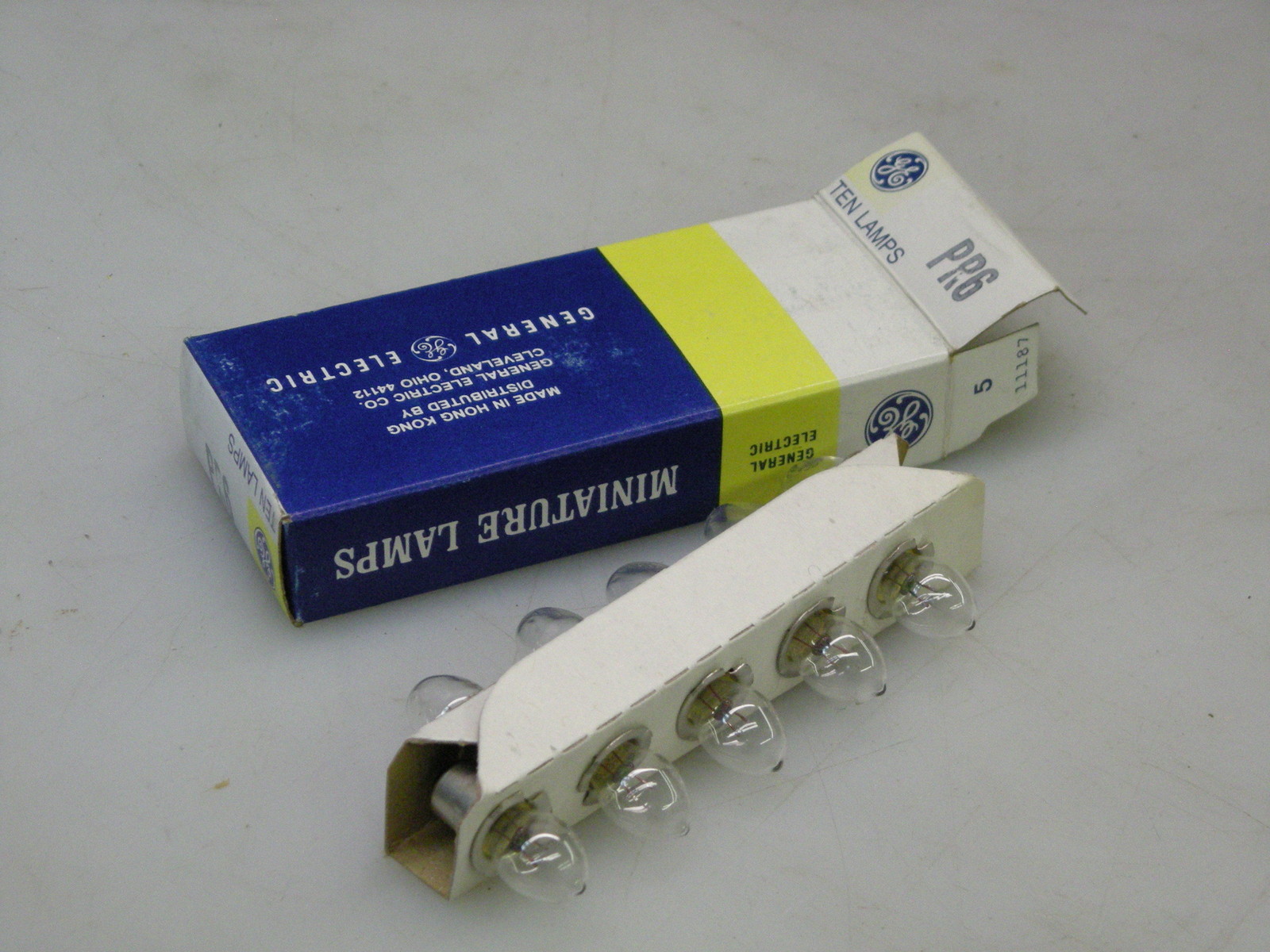 Pkg of 10 ea. GE Miniature Lamp Bulb #PR6 | eBay
