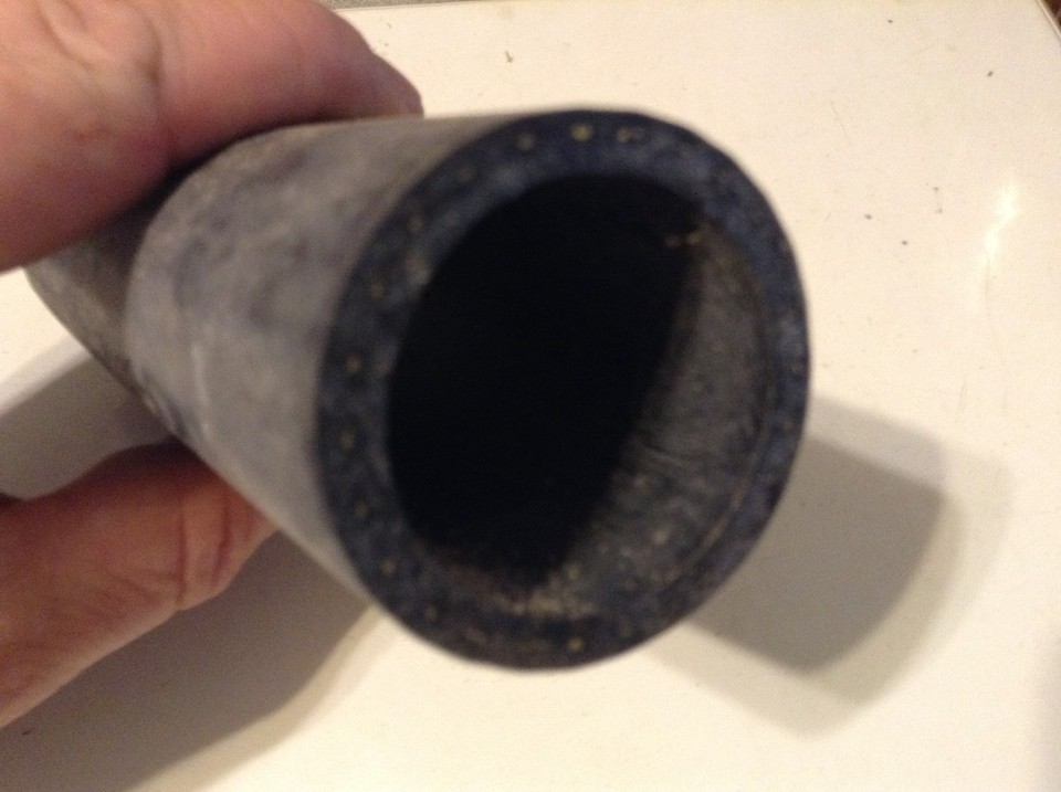 K200730 - A New Inlet Radiator Hose For A Case 1190, 1194, 1290, 1294 ...