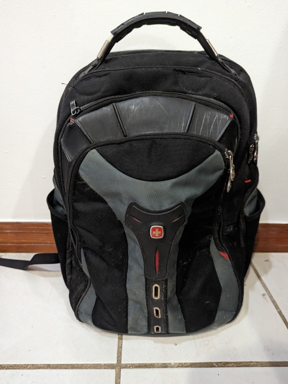 Swiss Gear Airflow Scan Smart 17” Laptop Backpack TSA Friendly Black | eBay