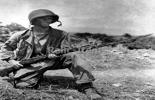 WW2 Picture Photo US Marine Guadalcanal M1 Garand Operation Watchtower ...