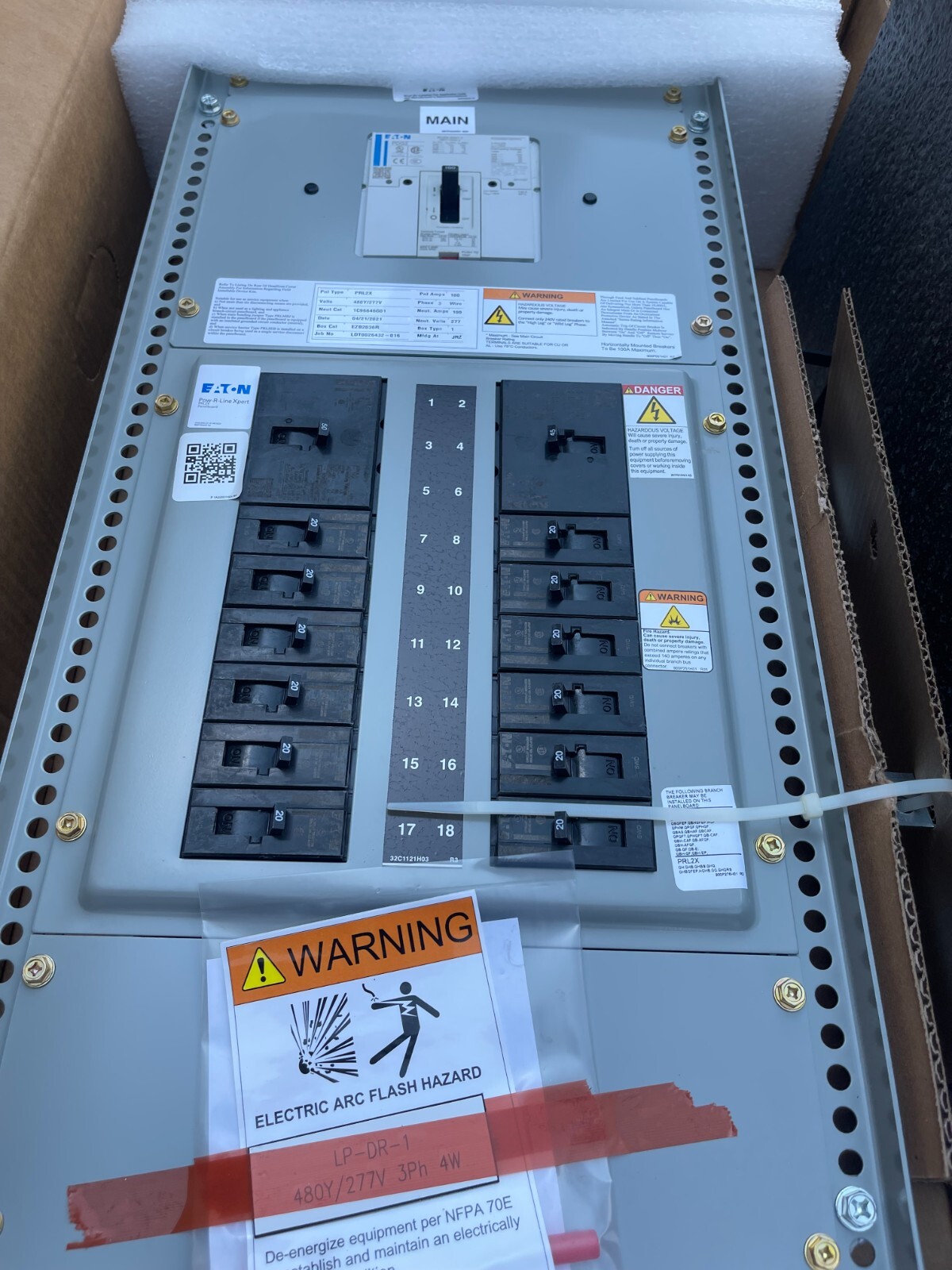 Eaton 100A 480V 3 Phase 4 Wire 42 Circuit Panel Board with Main Only NO ...