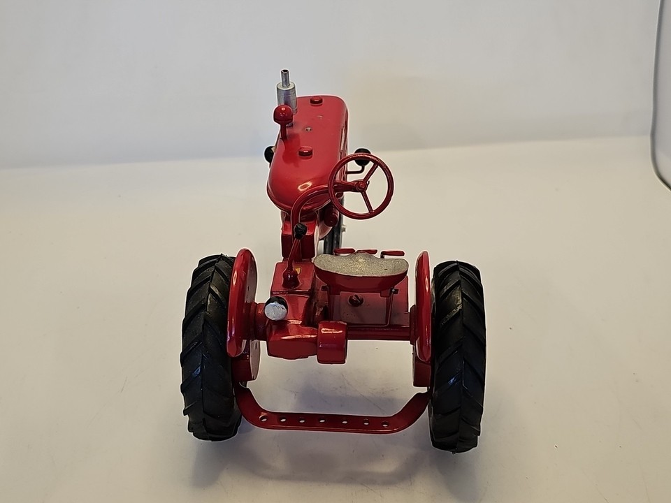 Custom 1/16 Farmall B Tractor toy IH Lyle Dingman Mccormick ...