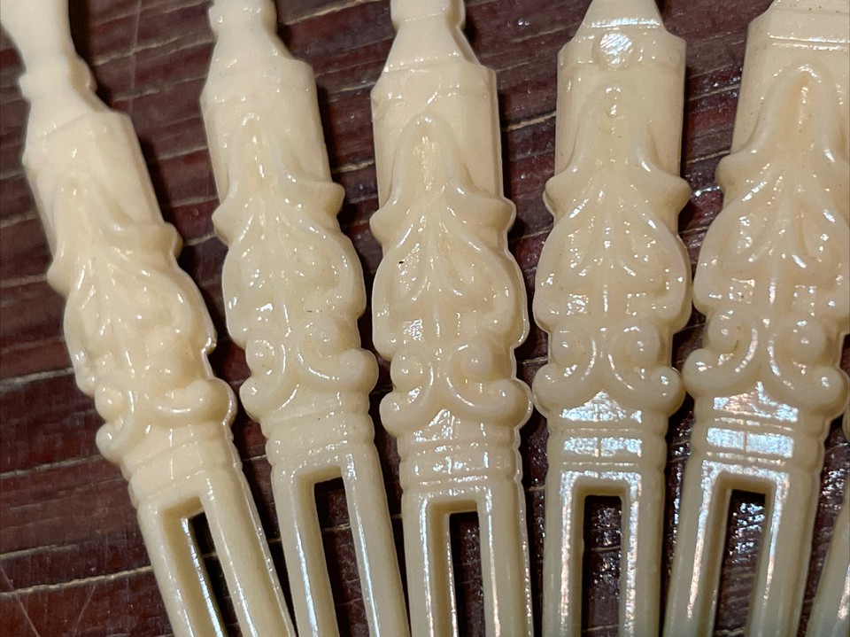 Vintage Plastic Cocktail Forks 8 Hors D'oeuvres Pickles Olives Cheese ...