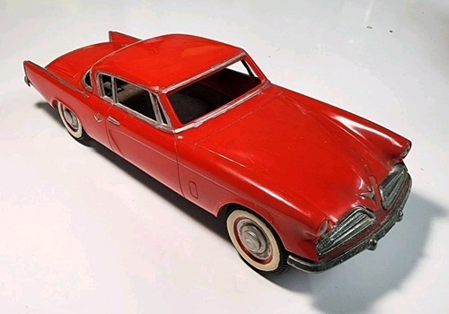 Vintage AMT Red 1953 Studebaker Commander Coupe 1/25 Plastic Dealer ...