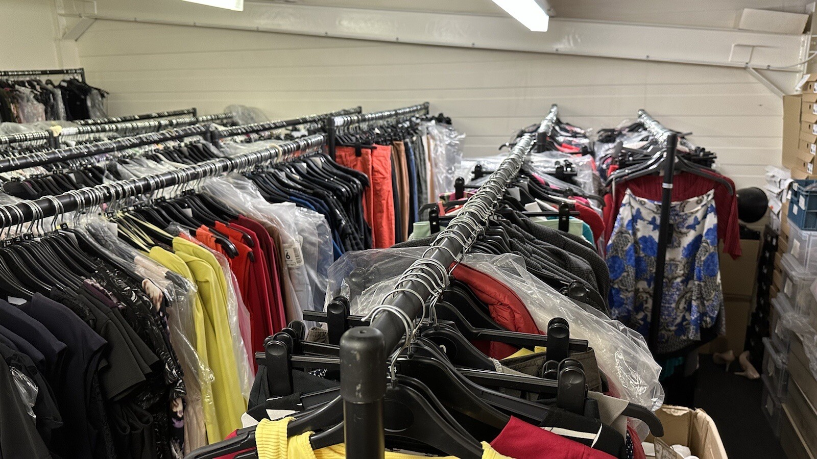 Clothing Garment Job Lot Bulk Clearance! Ex-Highstreet Ex Chain-Store ...