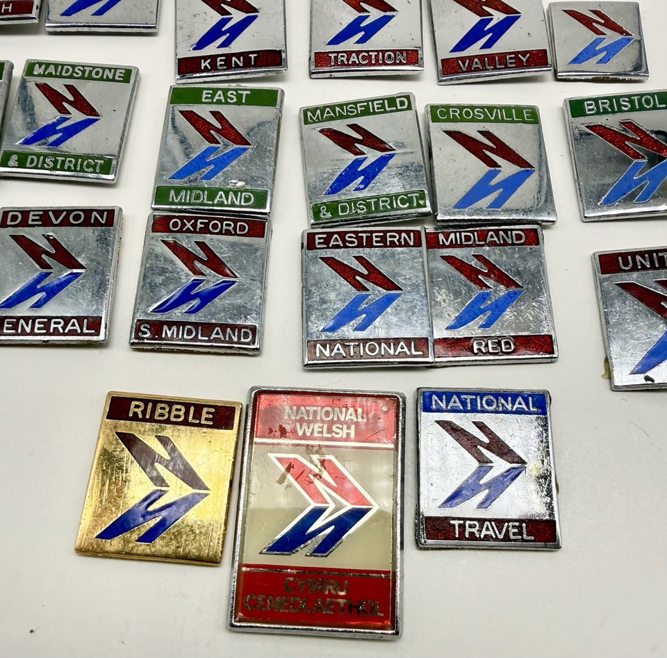 21 VINTAGE The National Bus Company NBC Enamel Badges badge ALL BACKS ...