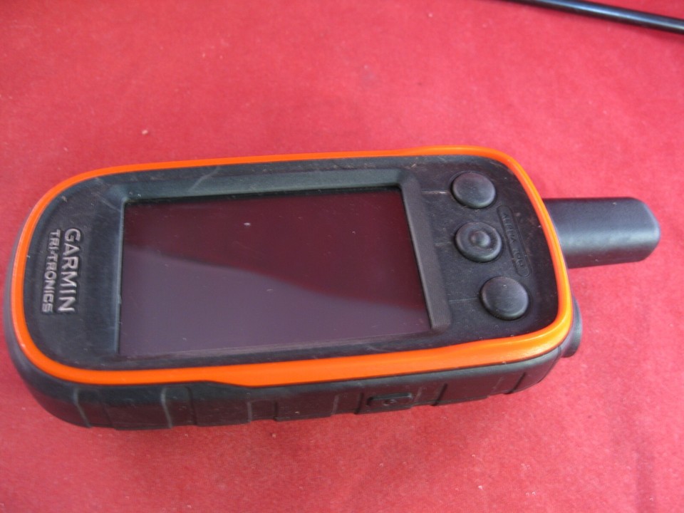 Garmin Alpha 100 GPS Dog Tracking and Training Handheld - Very Good ...
