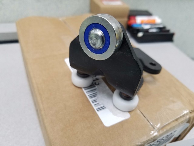 Genuine Honda 72531 SHJ A01 Slide Door Roller Assembly Right for sale ...