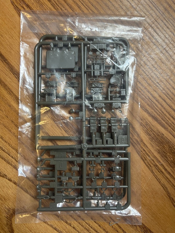 1/35- Tasha/Asuka Hull Detail Accessories For Sherman Tanks, Contains 2 ...