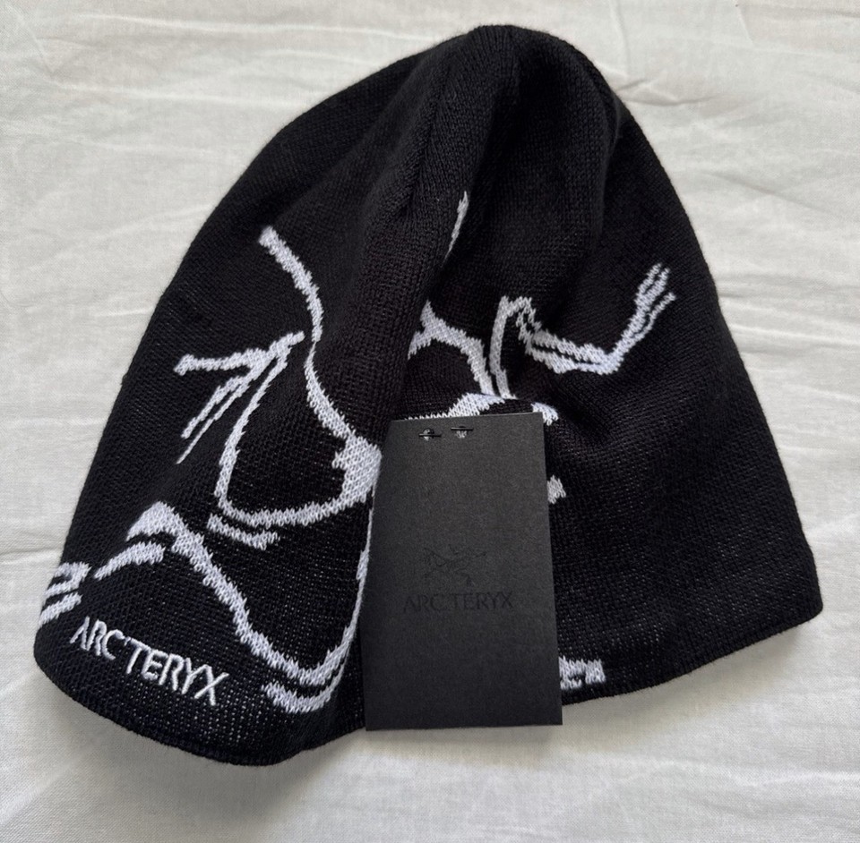 Arcteryx Bird Head Toque Beanie Color: Orca Black Arcteryx Winter Hat ...