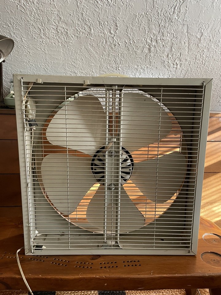 Vintage General Electric Box fan 3 Speed 5 Blade GE 21.5”x21.5”60s/70s ...