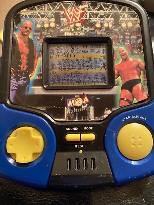 WWF Wrestling Handheld Game MGA 1997 Works Great!! | eBay