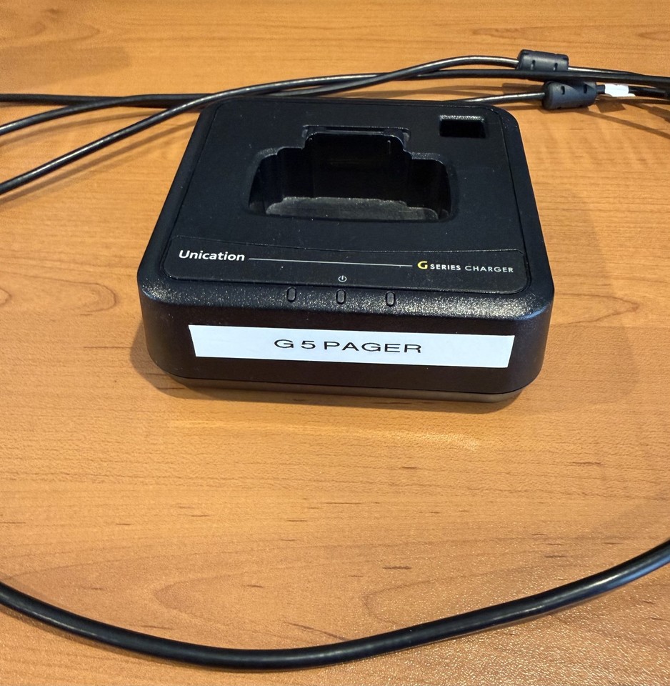 Unication G5 P25 UHF 450-520/700/800 Split D Pager and drop in charger ...