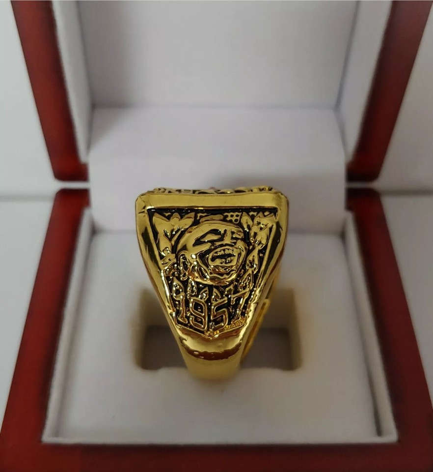 Hank Aaron - 1957 Milwaukee Braves World Series Ring With Wooden ...