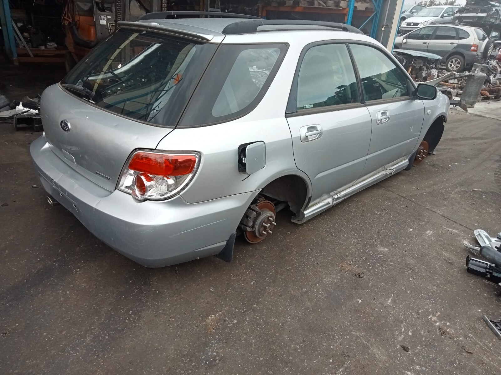 Subaru Impreza 05 - 07 wagon exhaust pipe, center muffler | eBay