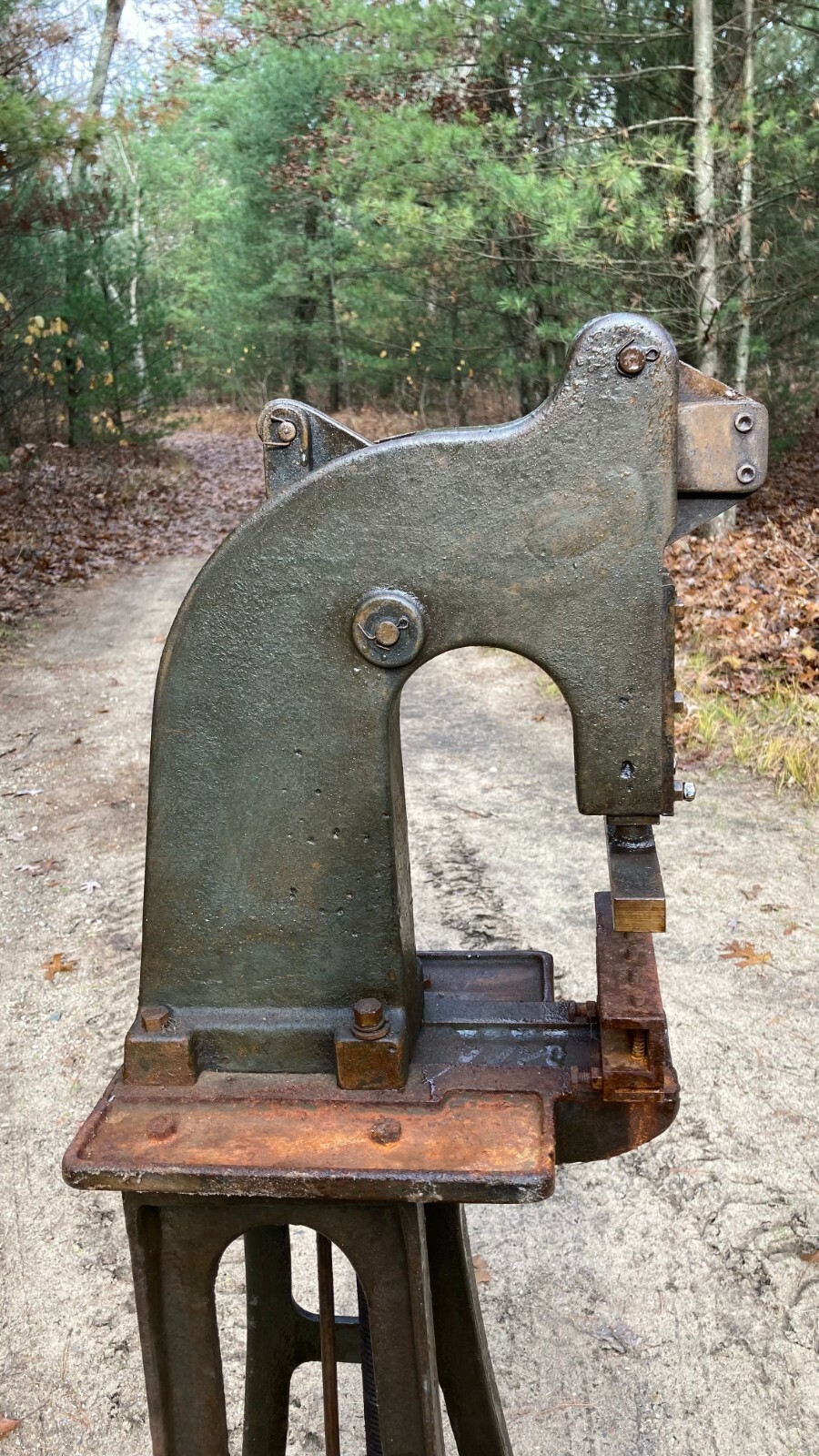 Antique Cast Iron Leather Rivet Press Punch Tool Riveter w Stand Foot ...
