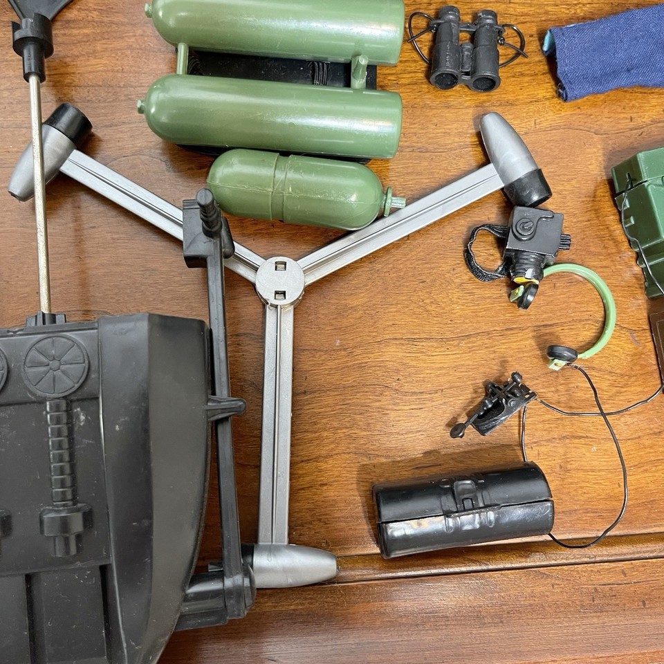 Vintage 1970s Hasbro GI Joe Adventure Team Secret Mission Spy Island ...