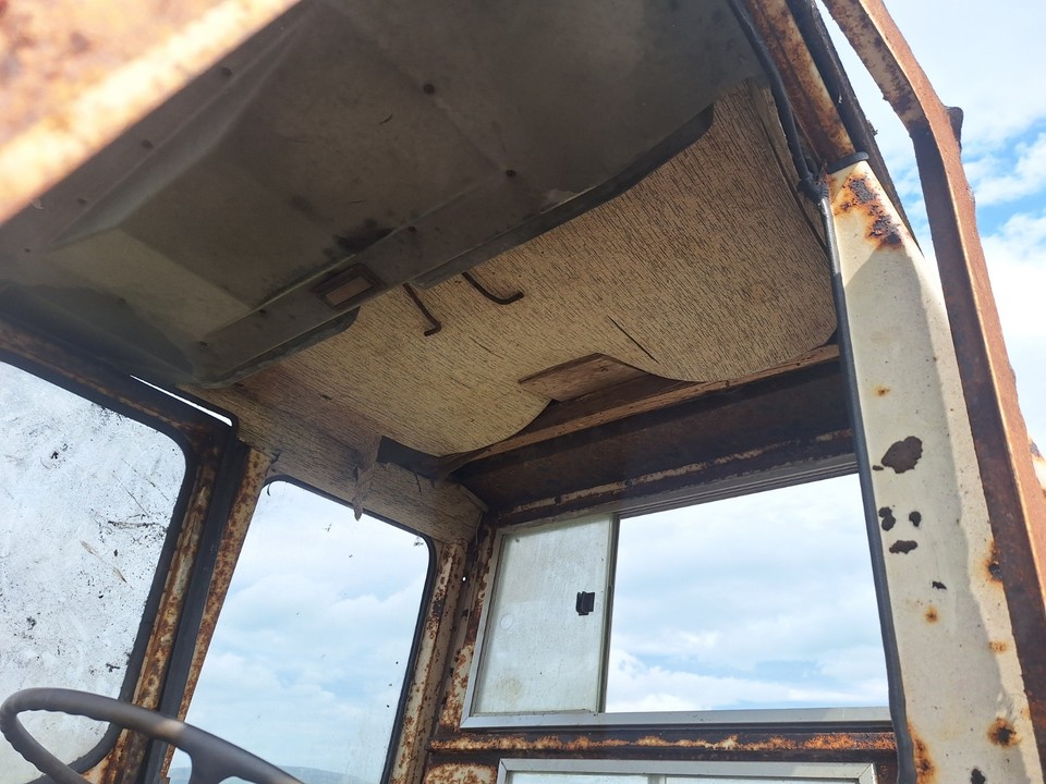 David Brown 995 Loader Tractor VQ cab Quick Release Headstock Pick Up ...