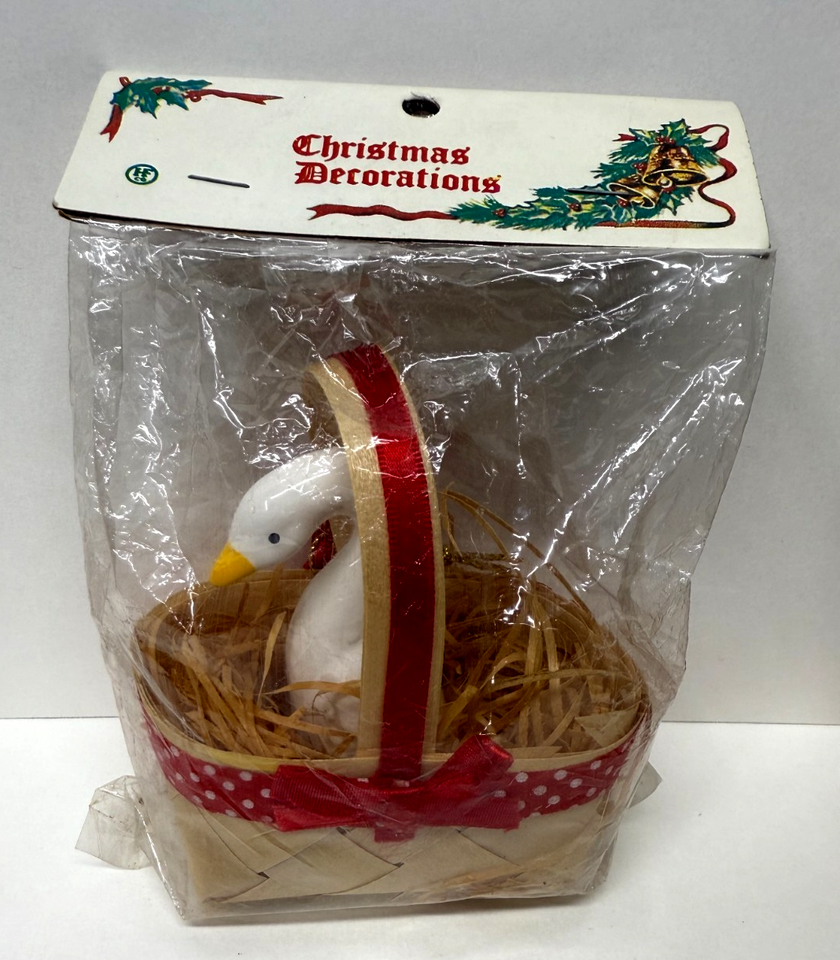Lot - Christmas Goose - Shaker Box w Paper Plates- Votive- Ornaments | eBay