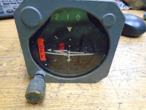 Sperry Pictorial Deviation Indicator R-1 Avionics Aircraft Control ...