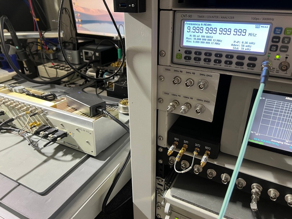 Lucent Symmetricom Datum RFG-M-Rb LPRO & RFG-M-XO 6x 10MHz Frequency ...
