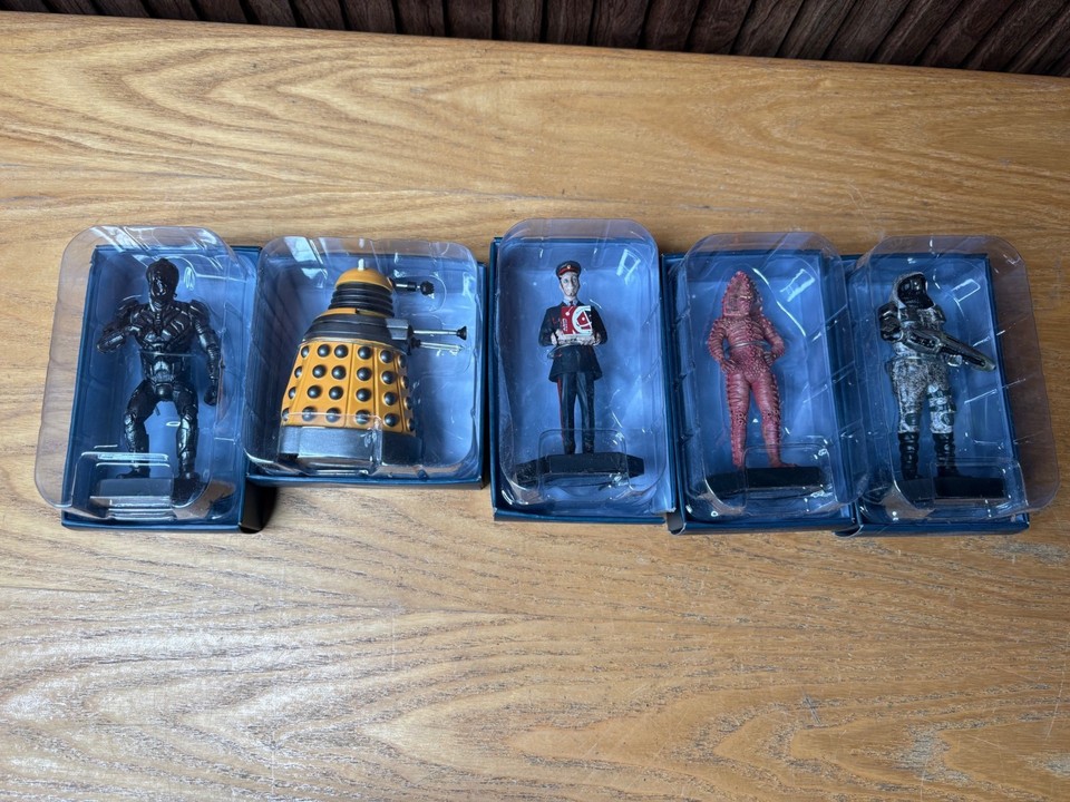 BNIB Set of 10 BBC Dr Who Eaglemoss Figurines with Display Stand 160 ...