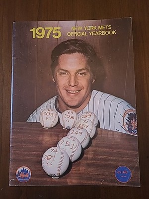 1975 New York Mets Official Yearbook Tom Seaver On Cover NY METS | eBay