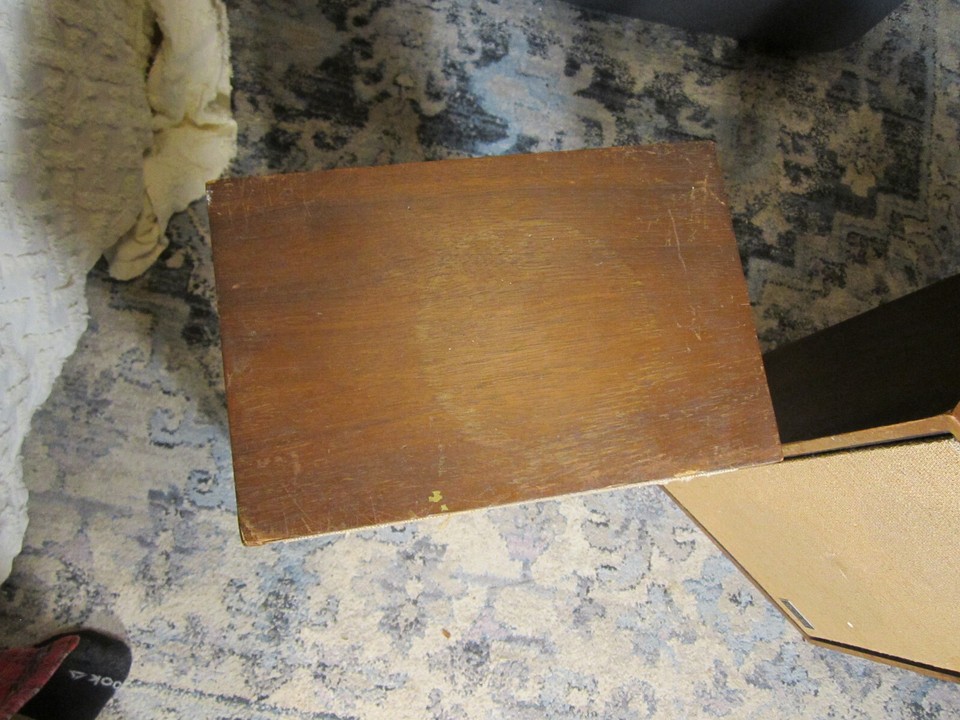 KLH MODEL 32 WALNUT Floor Speakers Pair 8-OHMS Made in USA! | eBay