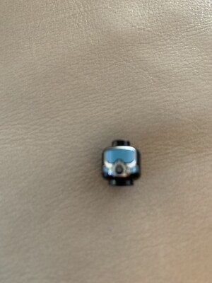 LEGO Batman - Minifig, Head Dual Sided - Batman / Silver Mask w/ Blue ...