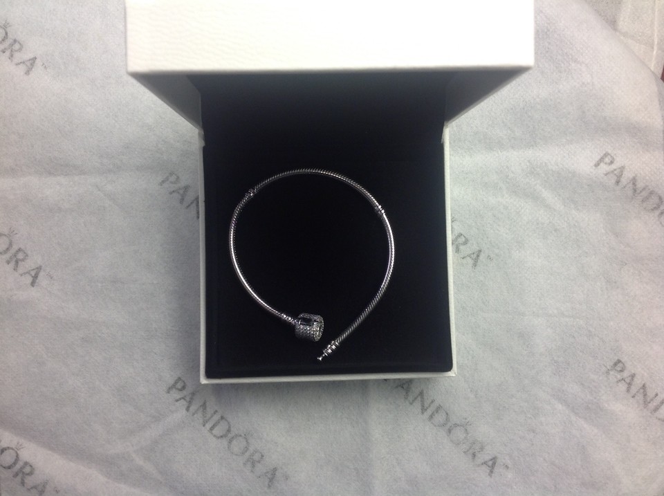 NEW! AUTHENTIC PANDORA BRACELET SIGNATURE LOCK #590723CZ 7.1" | eBay