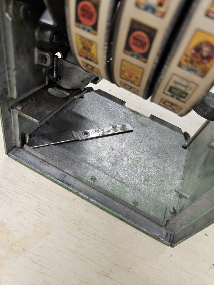 Vintage GEM Sanders Penny Slot Machine Cigarette Trade Stimulator | eBay