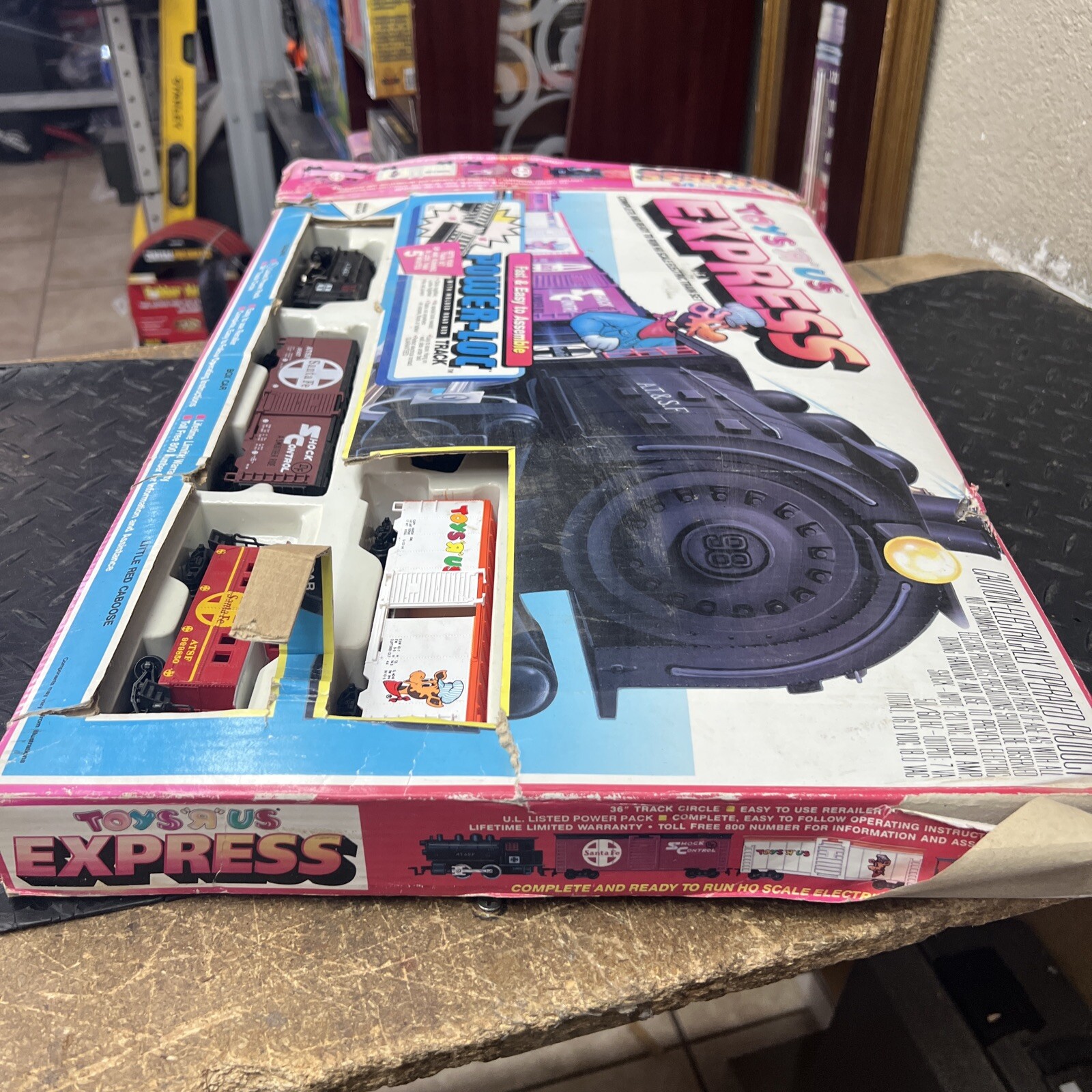 Vintage 1992 Toys R Us Express HO Scale Electric Train Set 90s | eBay