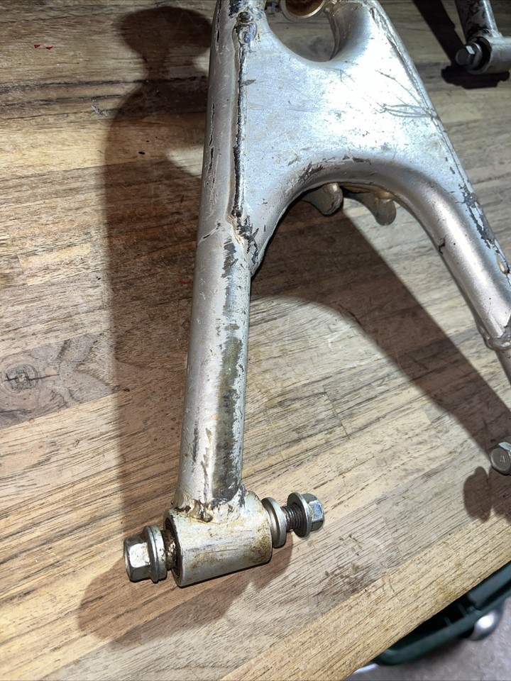 1986 Honda TRX250R Front A Arm Set A Arms Left and Right Upper Lower | eBay
