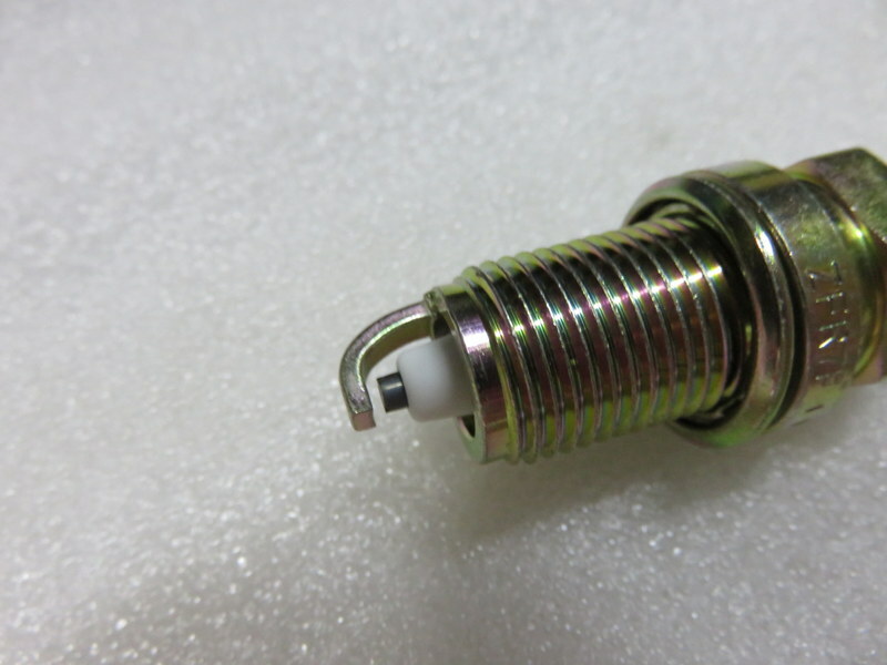 I3A Genuine Honda Marine 98079-5787G Spark Plug ZFR7F OEM New Factory ...