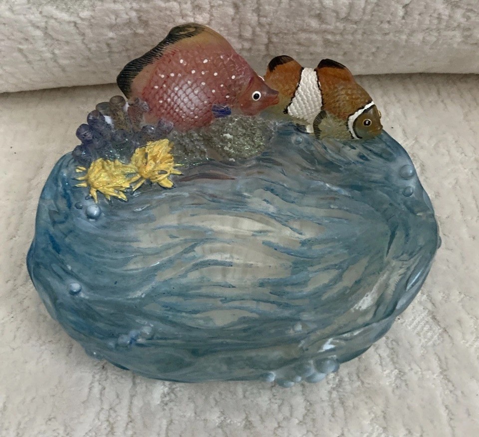 VTG Frutiger Aero 3D Acrylic Ocean Art Coral Tropical Fish Soap Trinket ...