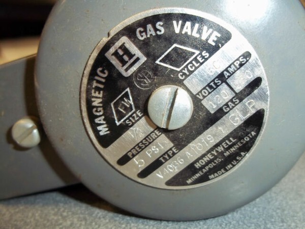 Honeywell Magnetic Gas Valve V4036A1019 for sale online | eBay