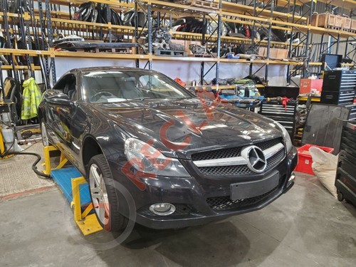 MERCEDES SL R230 Battery Control Module Load Separation A2305401045 for ...