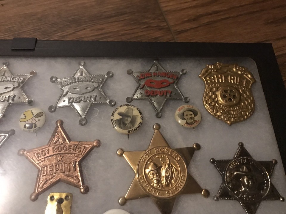 1950s TV Western Badges/Pins Lot of 29-Roy Rogers, Wyatt Earp, Matt ...