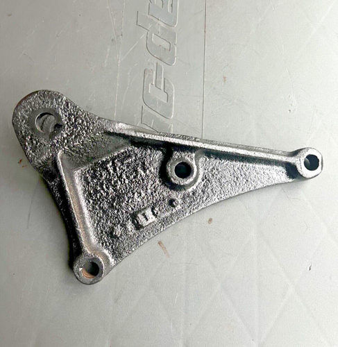 86-97 FORD DANA 60 AXLE TRACK BAR FRAME MOUNTING BRACKET F350 E5TA ...