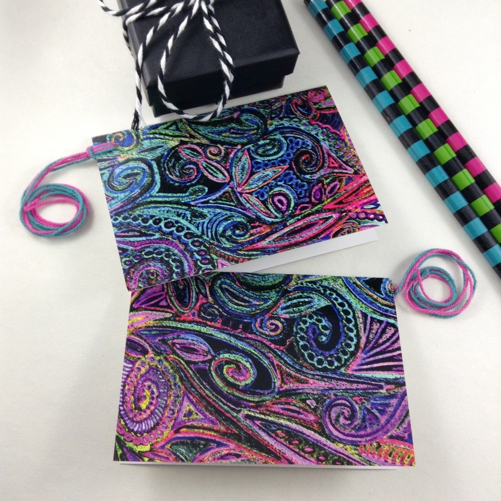 Small Cards 6 Gift Tags With String 3 Designs Gift Wrap Item Labels ...