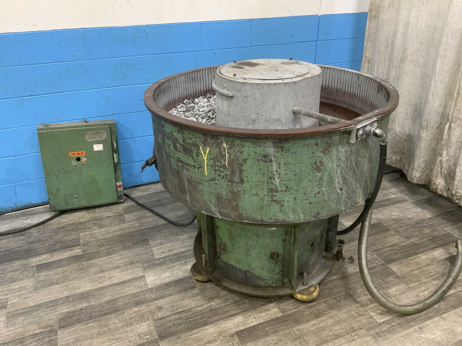 7 CUBIC FT SWECO VIBRATORY FINISHING MACHINE: STOCK #78271 | eBay