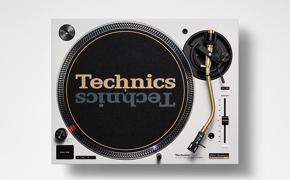IN STOCK Technics SL-1200M7L-W MK7 White DJ Controller Turntable 50th ...