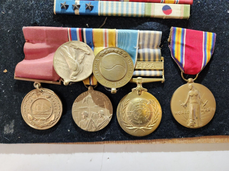 Set of KOREAN WAR Medals & Ribbon Rack - Also a World War II Medal WWII ...