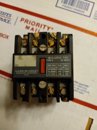 Allen-Bradley Cat. #: 700-N400A1 Contactor. Series C
