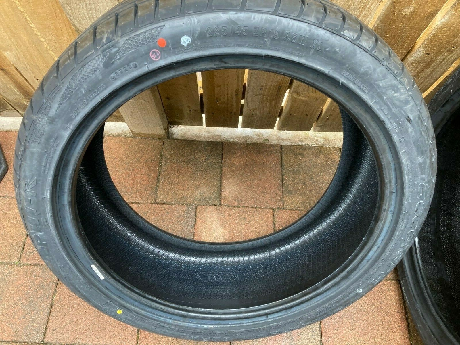 2 x 225/45ZR19 96W XL ACCELERA 225 45 19 EXTRA LOAD TYRES 225/45R19 96W ...