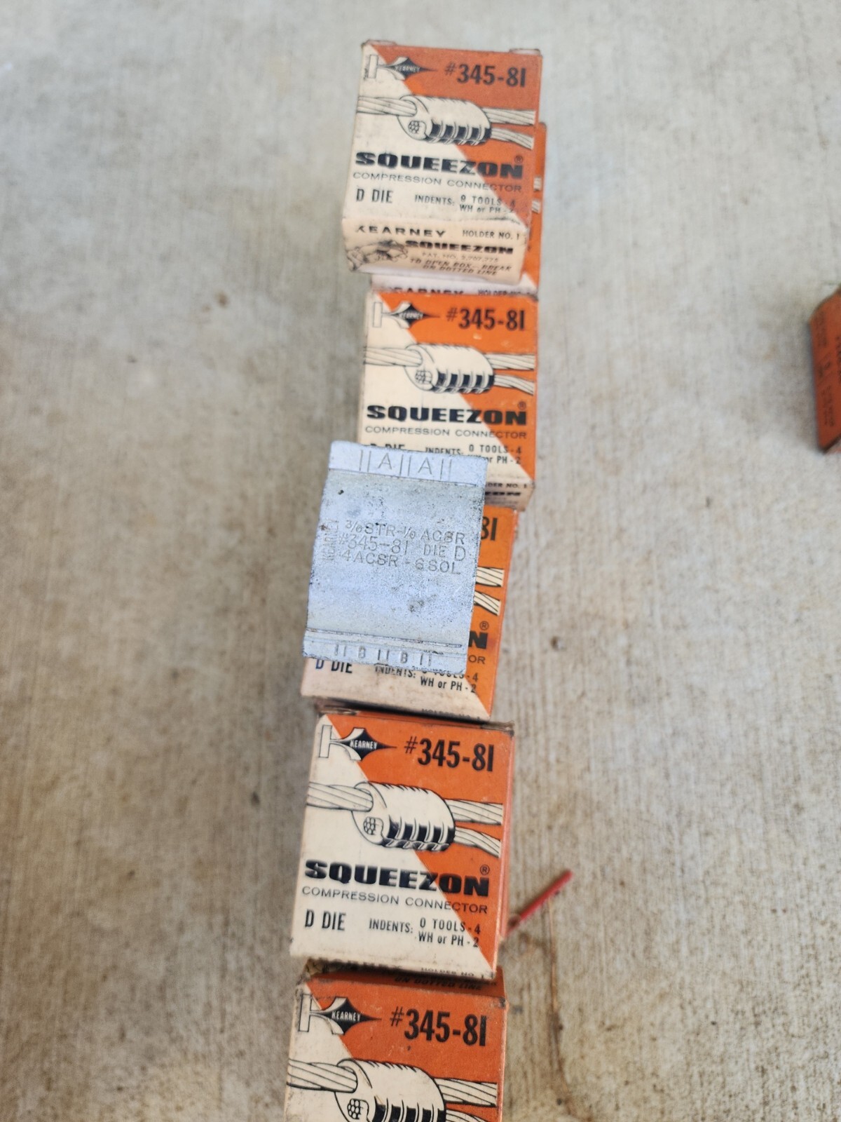 Kearney Squeezon On 345-8I Compression Connector D Die Large Lot of 17 ...