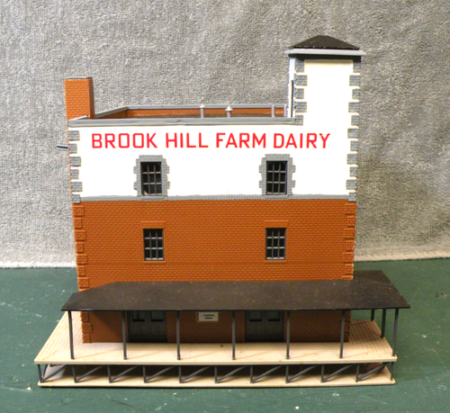 HO Scale Brook Hill Farm Dairy Built Building | eBay