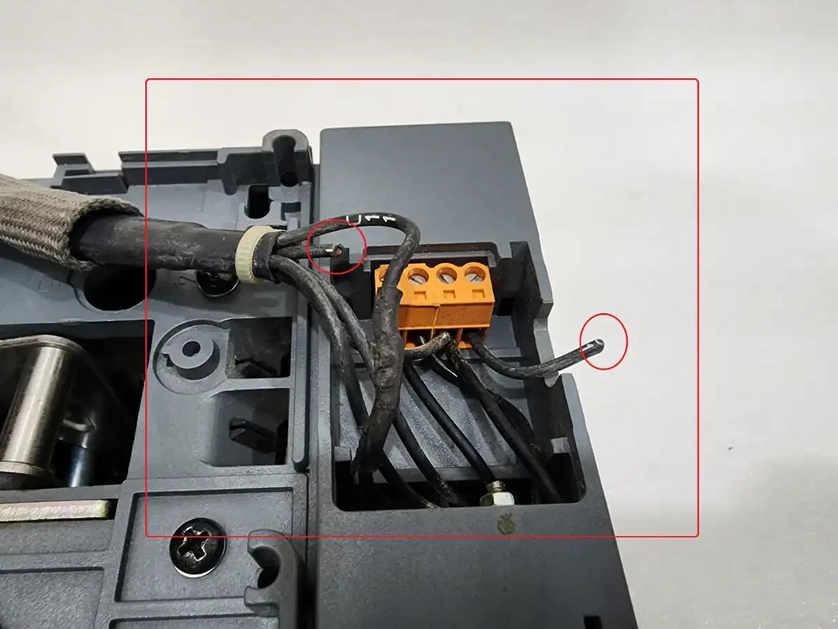 ABB SACE TMAX CIRCUIT BREAKER MOTOR OPERATOR T4-T5 220-250V | eBay