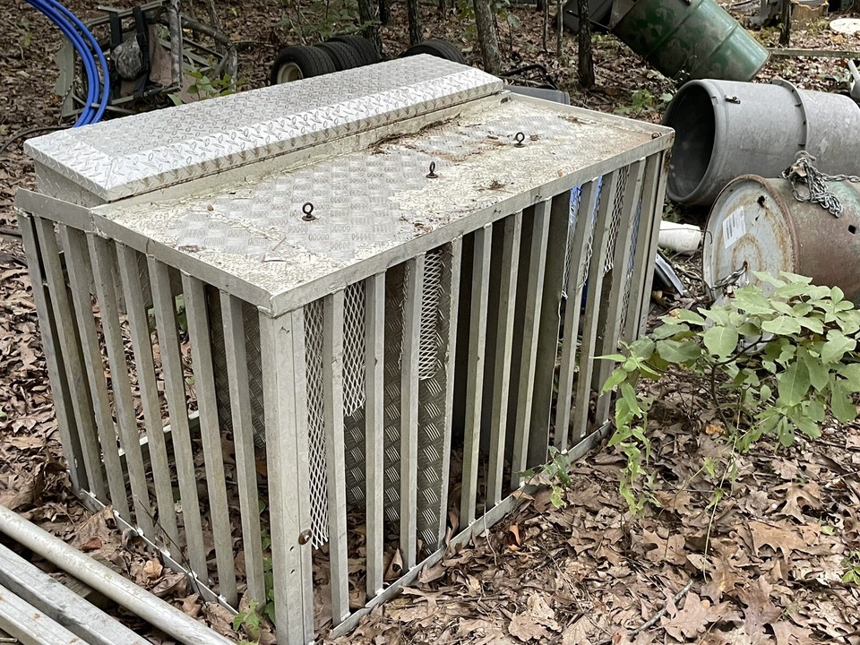 Hunting dog box for truck, UTV , Trailer Hitch or trailer. Heavy Gauge ...